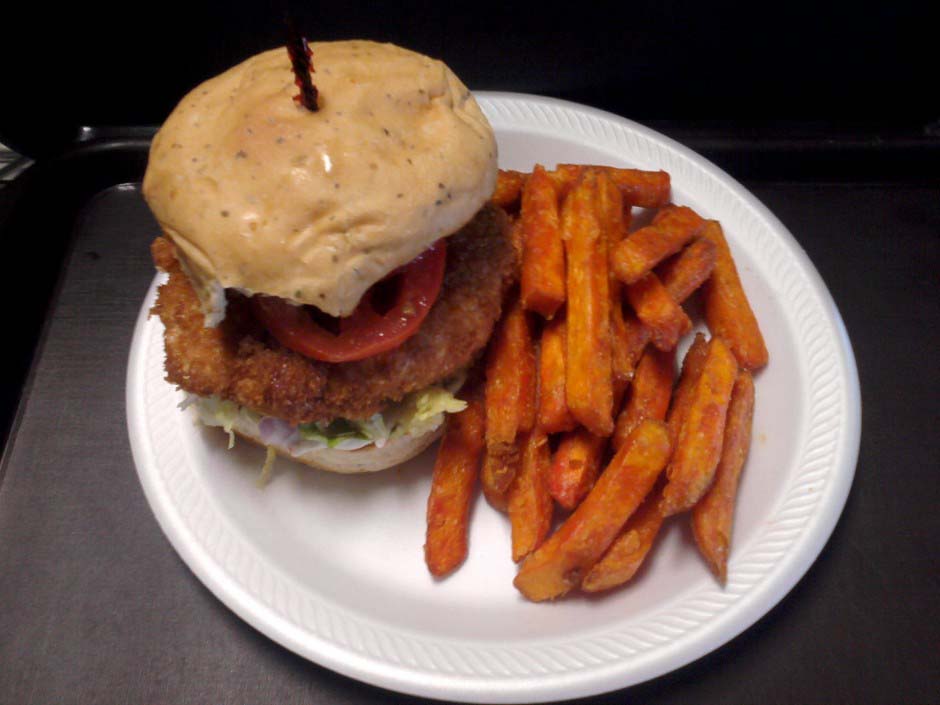 グアムの絶品ハンバーガー「メスクラドス（Meskla DOS）」のメニュー・値段・場所・営業時間など | 200%グアム！| レストランや観光 ...